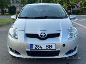Grey Toyota Auris 2008 in Narva, with an engine capacity of 1.60 L and mileage of 369 thousand km for 1999 €, photo 3 on AUTOMOTO.COM.LV