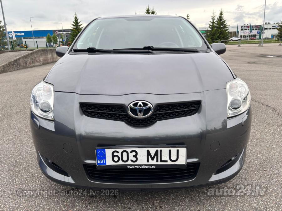 Pelēks Toyota Auris 2008 Paide, ar dzinēja tilpumu 1.60 L un nobraukumu 133 tūkst. km par 3590 €, foto 3 vietnē AUTOMOTO.COM.LV