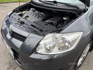 Pelēks Toyota Auris 2008 Paide, ar dzinēja tilpumu 1.60 L un nobraukumu 133 tūkst. km par 3590 €, foto 25 vietnē AUTOMOTO.COM.LV