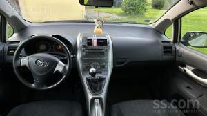 Pelēks Toyota Auris 2008 Rīga, ar dzinēja tilpumu 1.60 L un nobraukumu 264 tūkst. km par 1150 €, foto 10 vietnē AUTOMOTO.COM.LV