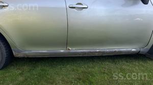 Pelēks Toyota Auris 2008 Rīga, ar dzinēja tilpumu 1.60 L un nobraukumu 264 tūkst. km par 1150 €, foto 11 vietnē AUTOMOTO.COM.LV