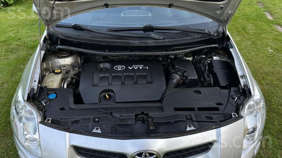 Pelēks Toyota Auris 2008 Rīga, ar dzinēja tilpumu 1.60 L un nobraukumu 264 tūkst. km par 1150 €, foto 12 vietnē AUTOMOTO.COM.LV