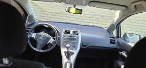Pelēks Toyota Auris 2008 Alīta, ar dzinēja tilpumu 2.00 L un nobraukumu 183 tūkst. km par 2650 €, foto 12 vietnē AUTOMOTO.COM.LV