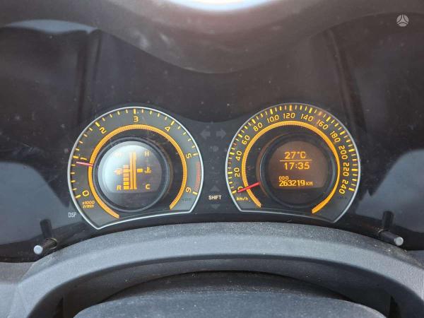 Pelēks Toyota Auris 2008 Kauņa, ar dzinēja tilpumu 1.36 L un nobraukumu 265 tūkst. km par 2100 €, foto 6 vietnē AUTOMOTO.COM.LV