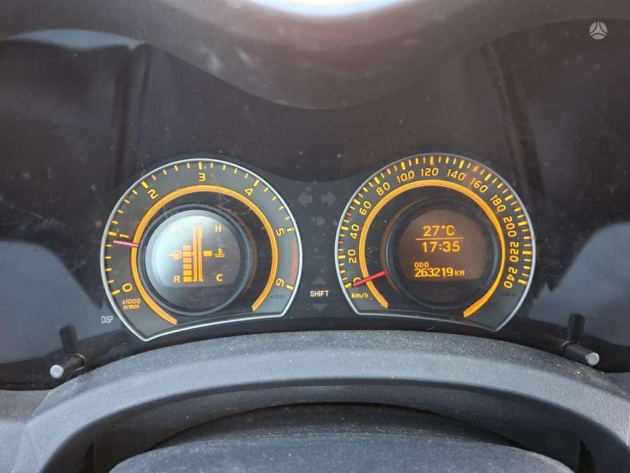 Pelēks Toyota Auris 2008 Kauņa, ar dzinēja tilpumu 1.36 L un nobraukumu 265 tūkst. km par 2100 €, foto 7 vietnē AUTOMOTO.COM.LV