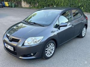 Grey Toyota Auris 2008 in Kaunas, with an engine capacity of 1.36 L and mileage of 252 thousand km for 2650 €, photo  on AUTOMOTO.COM.LV