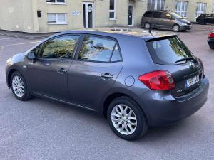 Grey Toyota Auris 2008 in Kaunas, with an engine capacity of 1.36 L and mileage of 252 thousand km for 2650 €, photo 6 on AUTOMOTO.COM.LV