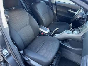 Grey Toyota Auris 2008 in Kaunas, with an engine capacity of 1.36 L and mileage of 252 thousand km for 2650 €, photo 14 on AUTOMOTO.COM.LV