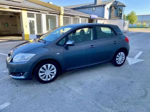 Pelēks Toyota Auris 2008 Šauļi, ar dzinēja tilpumu 2.00 L un nobraukumu 270 tūkst. km par 2150 €, foto 4 vietnē AUTOMOTO.COM.LV