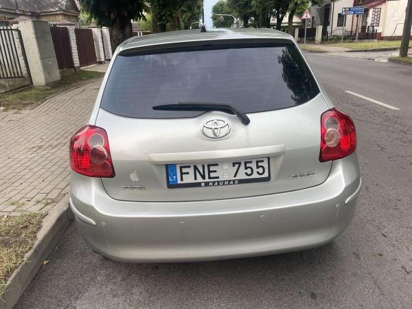 Grey Toyota Auris 2008 in Salcininkai, with an engine capacity of 1.60 L and mileage of 211 thousand km for 2300 €, photo 4 on AUTOMOTO.COM.LV