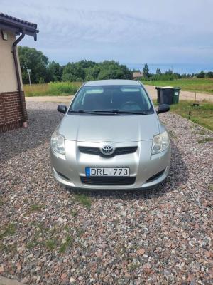Grey Toyota Auris 2008 in Gargzdai, with an engine capacity of 1.36 L and mileage of 270 thousand km for 1250 €, photo 3 on AUTOMOTO.COM.LV