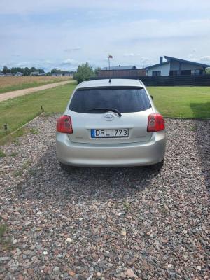 Grey Toyota Auris 2008 in Gargzdai, with an engine capacity of 1.36 L and mileage of 270 thousand km for 1250 €, photo 4 on AUTOMOTO.COM.LV