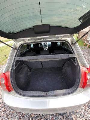 Grey Toyota Auris 2008 in Gargzdai, with an engine capacity of 1.36 L and mileage of 270 thousand km for 1250 €, photo 5 on AUTOMOTO.COM.LV