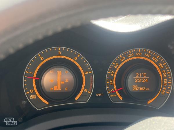 Pelēks Toyota Auris 2008 Viļņa, ar dzinēja tilpumu 1.40 L un nobraukumu 286 tūkst. km par 2200 €, foto 6 vietnē AUTOMOTO.COM.LV