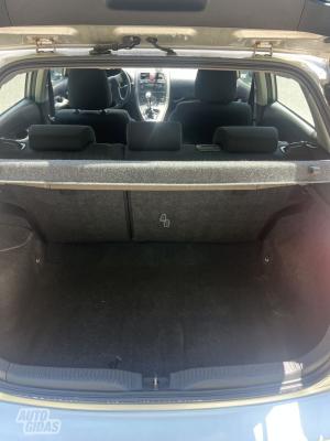 Pelēks Toyota Auris 2008 Viļņa, ar dzinēja tilpumu 1.40 L un nobraukumu 286 tūkst. km par 2200 €, foto 8 vietnē AUTOMOTO.COM.LV