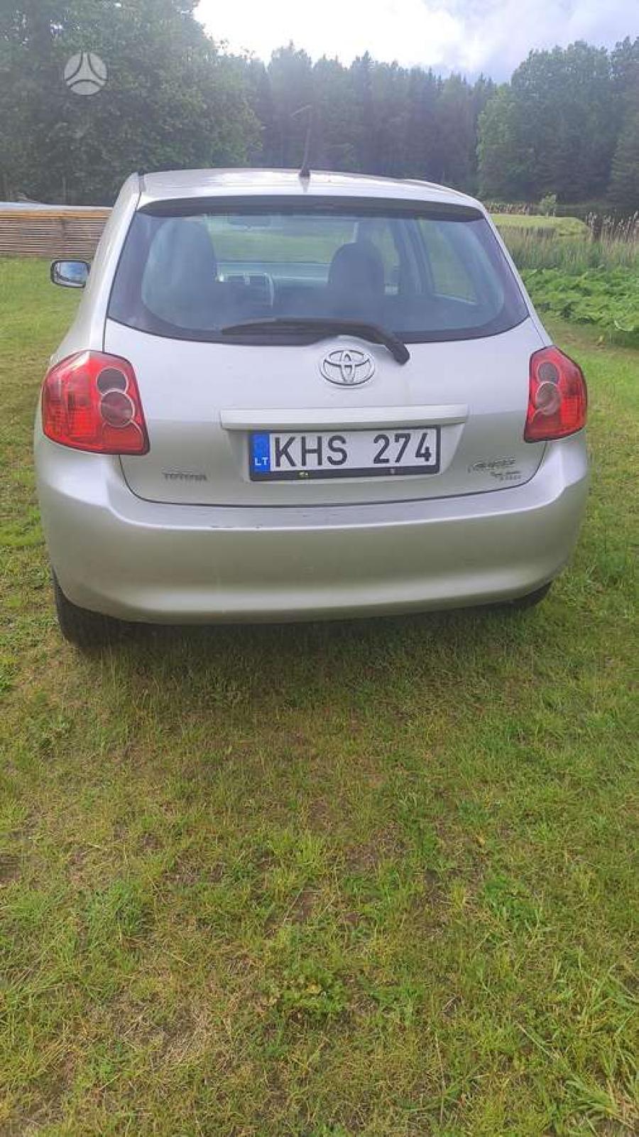 Pelēks Toyota Auris 2008 Širvintos, ar dzinēja tilpumu 2.00 L un nobraukumu 294 tūkst. km par 2100 €, foto 3 vietnē AUTOMOTO.COM.LV