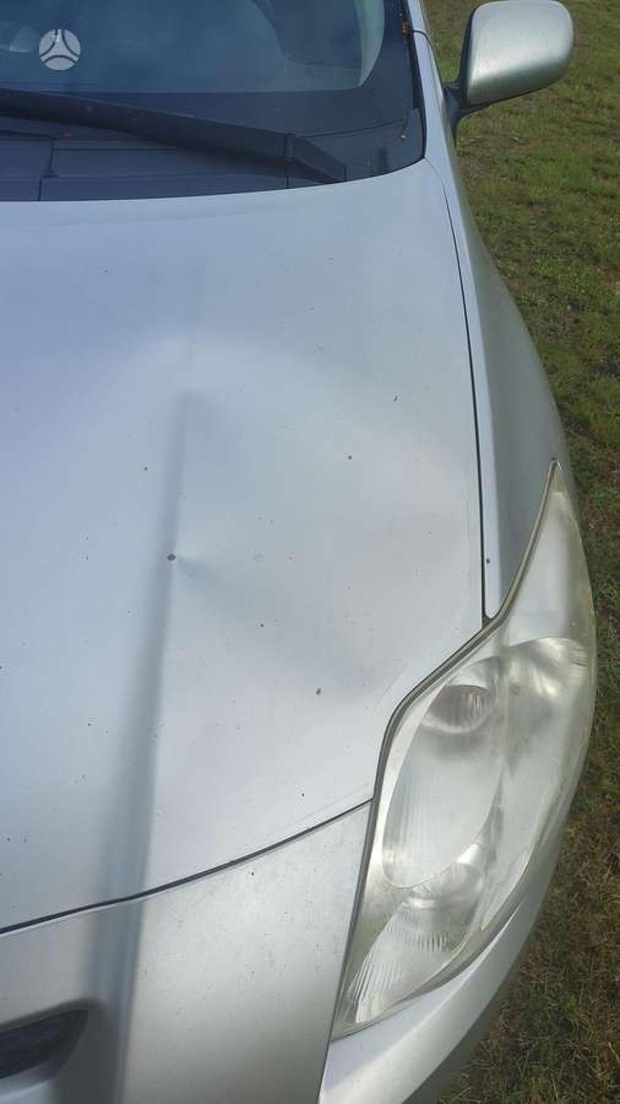Pelēks Toyota Auris 2008 Širvintos, ar dzinēja tilpumu 2.00 L un nobraukumu 294 tūkst. km par 2100 €, foto 5 vietnē AUTOMOTO.COM.LV