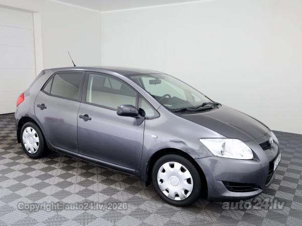Pelēks Toyota Auris 2008 Tallina, ar dzinēja tilpumu 1.40 L un nobraukumu 87 tūkst. km par 1199 €, foto 1 vietnē AUTOMOTO.COM.LV