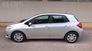 Pelēks Toyota Auris 2008 Ogre, ar dzinēja tilpumu 2.00 L un nobraukumu 266 tūkst. km par 2350 €, foto 8 vietnē AUTOMOTO.COM.LV
