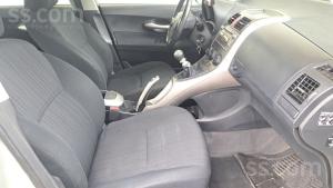 Pelēks Toyota Auris 2008 Ogre, ar dzinēja tilpumu 2.00 L un nobraukumu 266 tūkst. km par 2350 €, foto 14 vietnē AUTOMOTO.COM.LV