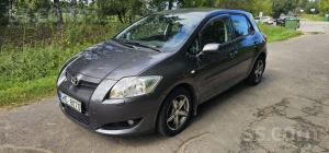 Grey Toyota Auris 2008 in Riga, with an engine capacity of 1.60 L and mileage of 147 thousand km for 3350 €, photo  on AUTOMOTO.COM.LV
