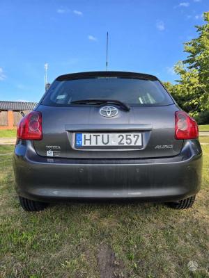 Grey Toyota Auris 2008 in Klaipeda, with an engine capacity of 1.36 L and mileage of 182 thousand km for 2200 €, photo 4 on AUTOMOTO.COM.LV