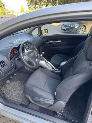Pelēks Toyota Auris 2008 Kauņa, ar dzinēja tilpumu 2.00 L un nobraukumu 183 tūkst. km par 2100 €, foto 8 vietnē AUTOMOTO.COM.LV