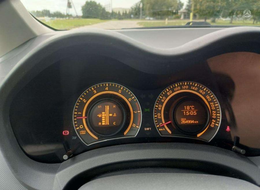 Grey Toyota Auris 2008 in Kaunas, with an engine capacity of 1.60 L and mileage of 264 thousand km for 2900 €, photo 11 on AUTOMOTO.COM.LV