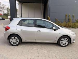 Grey Toyota Auris 2008 in Vilnius, with an engine capacity of 1.60 L and mileage of 101 thousand km for 6650 €, photo 8 on AUTOMOTO.COM.LV
