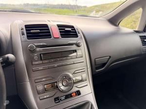 Grey Toyota Auris 2008 in Vilnius, with an engine capacity of 1.60 L and mileage of 101 thousand km for 6650 €, photo 28 on AUTOMOTO.COM.LV