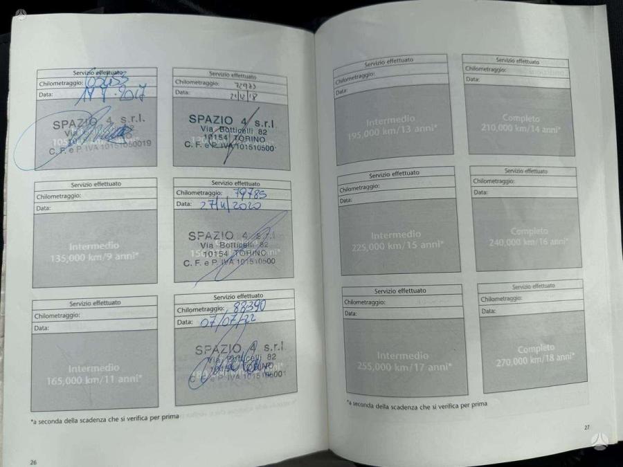 Grey Toyota Auris 2008 in Vilnius, with an engine capacity of 1.60 L and mileage of 101 thousand km for 6650 €, photo 32 on AUTOMOTO.COM.LV