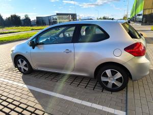 Pelēks Toyota Auris 2008 Viļņa, ar dzinēja tilpumu 2.00 L un nobraukumu 281 tūkst. km par 1999 €, foto 6 vietnē AUTOMOTO.COM.LV