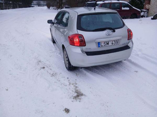 Pelēks Toyota Auris 2009 Radviliškis, ar dzinēja tilpumu 1.36 L un nobraukumu 203 tūkst. km par 1999 €, foto 6 vietnē AUTOMOTO.COM.LV