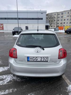 Grey Toyota Auris 2009 in Kaunas, with an engine capacity of 1.36 L and mileage of 122 thousand km for 3500 €, photo 6 on AUTOMOTO.COM.LV