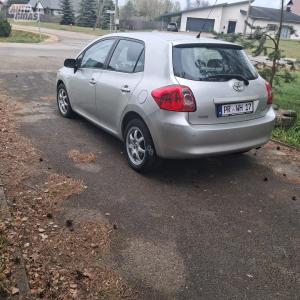 Pelēks Toyota Auris 2009 Marijampole, ar dzinēja tilpumu 2.00 L un nobraukumu 237 tūkst. km par 2900 €, foto 6 vietnē AUTOMOTO.COM.LV
