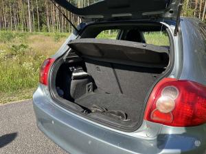 Grey Toyota Auris 2009 in Vilnius, with an engine capacity of 1.36 L and mileage of 168 thousand km for 2850 €, photo 13 on AUTOMOTO.COM.LV