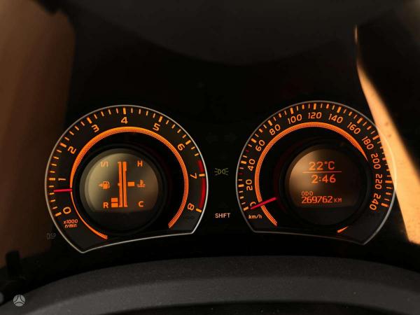 Pelēks Toyota Auris 2009 Kauņa, ar dzinēja tilpumu 1.60 L un nobraukumu 270 tūkst. km par 3400 €, foto 9 vietnē AUTOMOTO.COM.LV