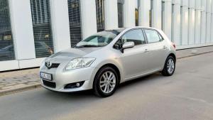 Pelēks Toyota Auris 2009 Viļņa, ar dzinēja tilpumu 1.60 L un nobraukumu 151 tūkst. km par 4750 €, foto 4 vietnē AUTOMOTO.COM.LV