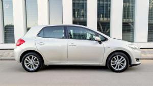 Pelēks Toyota Auris 2009 Viļņa, ar dzinēja tilpumu 1.60 L un nobraukumu 151 tūkst. km par 4750 €, foto 5 vietnē AUTOMOTO.COM.LV