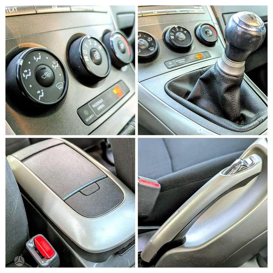 Pelēks Toyota Auris 2009 Viļņa, ar dzinēja tilpumu 1.60 L un nobraukumu 151 tūkst. km par 4750 €, foto 21 vietnē AUTOMOTO.COM.LV
