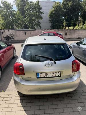 Pelēks Toyota Auris 2009 Kauņa, ar dzinēja tilpumu 1.60 L un nobraukumu 310 tūkst. km par 1999 €, foto 7 vietnē AUTOMOTO.COM.LV