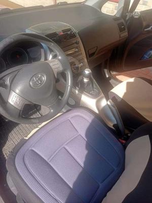 Grey Toyota Auris 2009 in Alytus, with an engine capacity of 2.00 L and mileage of 434 thousand km for 1900 €, photo 8 on AUTOMOTO.COM.LV