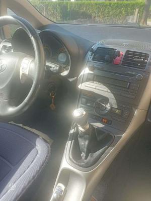 Grey Toyota Auris 2009 in Alytus, with an engine capacity of 2.00 L and mileage of 434 thousand km for 1900 €, photo 12 on AUTOMOTO.COM.LV