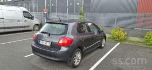 Pelēks Toyota Auris 2009 Rīga, ar dzinēja tilpumu 1.60 L un nobraukumu 116 tūkst. km par 3790 €, foto 5 vietnē AUTOMOTO.COM.LV
