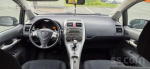 Pelēks Toyota Auris 2009 Rīga, ar dzinēja tilpumu 1.60 L un nobraukumu 116 tūkst. km par 3790 €, foto 6 vietnē AUTOMOTO.COM.LV
