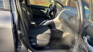 Pelēks Toyota Auris 2009 Rēzekne, ar dzinēja tilpumu 2.00 L un nobraukumu 230 tūkst. km par 2850 €, foto 12 vietnē AUTOMOTO.COM.LV