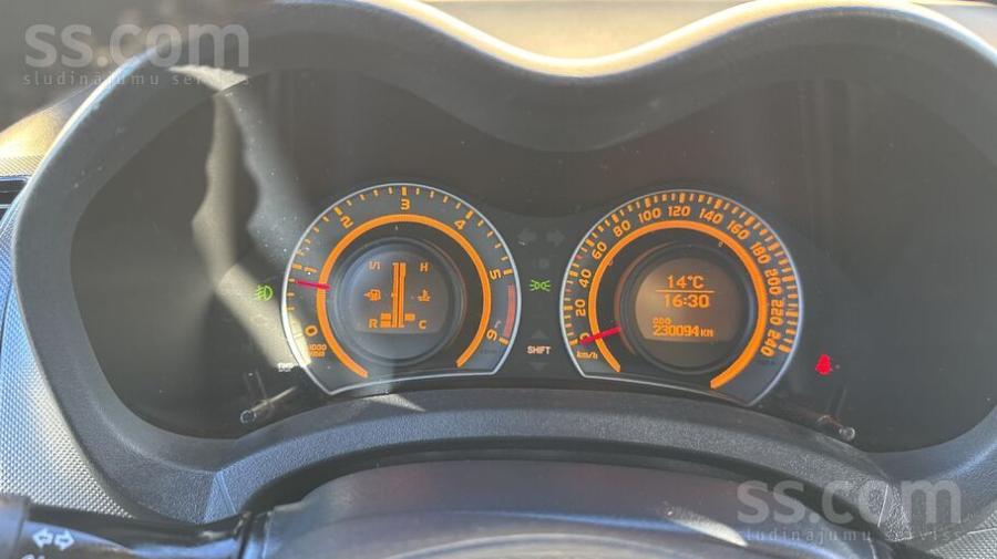 Pelēks Toyota Auris 2009 Rēzekne, ar dzinēja tilpumu 2.00 L un nobraukumu 230 tūkst. km par 2850 €, foto 16 vietnē AUTOMOTO.COM.LV