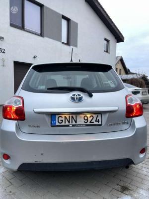 Grey Toyota Auris 2010 in Vilnius, with an engine capacity of 1.80 L and mileage of 129 thousand km for 5900 €, photo 4 on AUTOMOTO.COM.LV