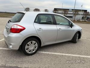 Pelēks Toyota Auris 2010 Tartu, ar dzinēja tilpumu 2.00 L un nobraukumu 224 tūkst. km par 4700 €, foto 4 vietnē AUTOMOTO.COM.LV