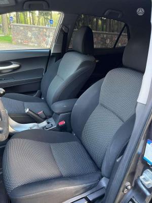 Grey Toyota Auris 2010 in Klaipeda, with an engine capacity of 1.60 L and mileage of 304 thousand km for 5250 €, photo 20 on AUTOMOTO.COM.LV